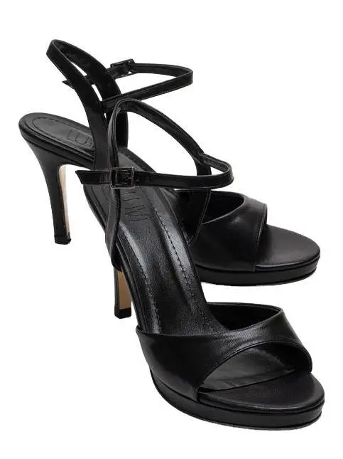 PROLOGUE SHOES Poise Stiletto Sandal - Black
