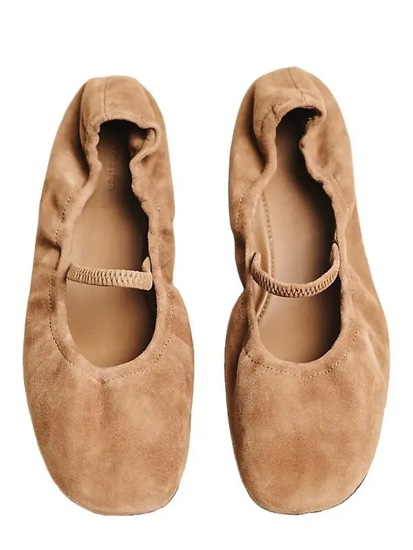 REFORMATION Buffy Ruched Ballet Flats - Farro