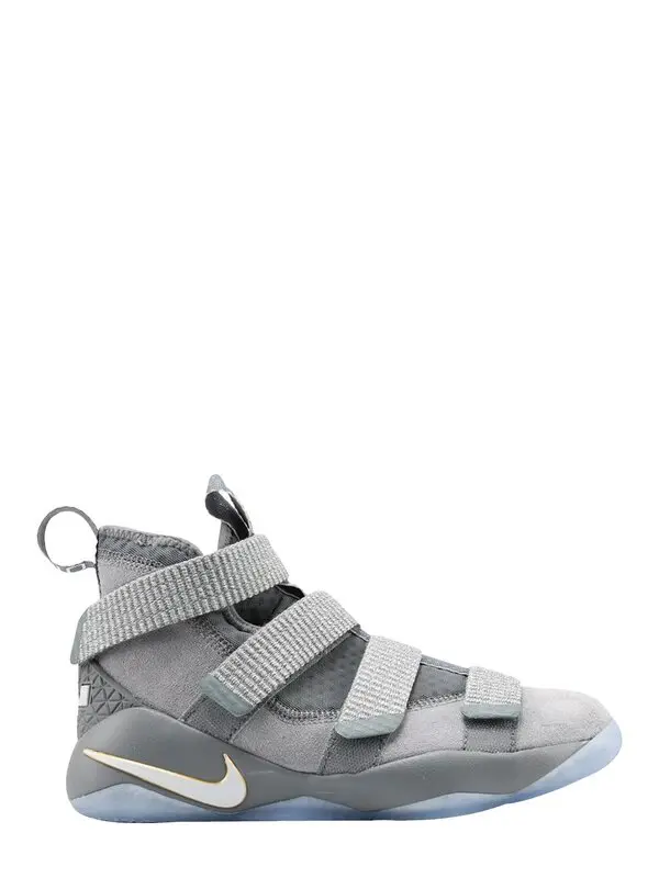 Nike Lebron Soldier 11 Gs Sneakers - Grey