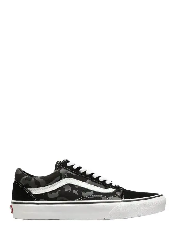 VANS Old Skool Camouflage-print Sneakers - Black