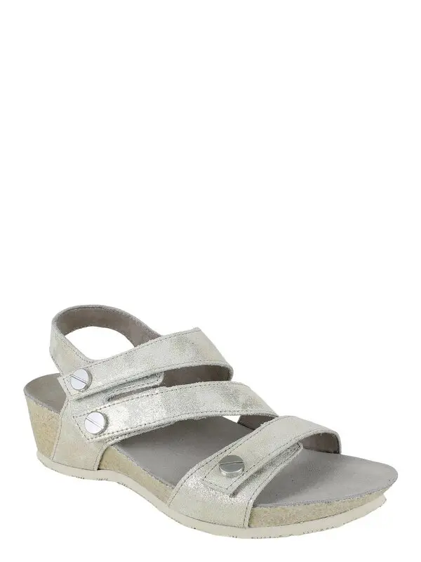 Munro Del Mar Sandal - Cream Metallic Suede