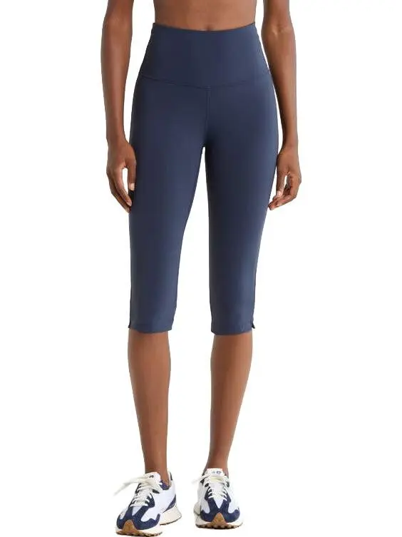 MPG Sculpt Capri Leggings - Navy Blazer