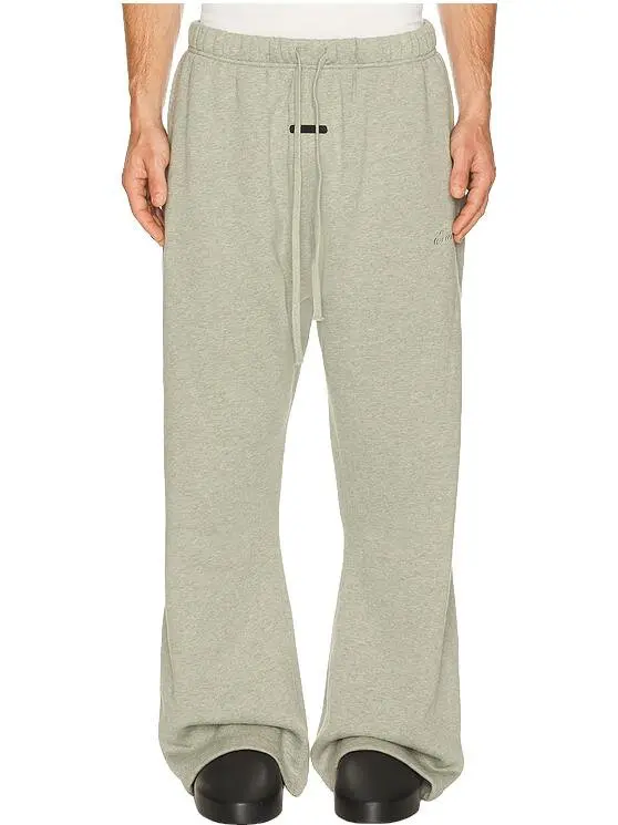Fear Of God Signature Flare Sweatpant In Grey - Concrete Heather & Dark Concrete Heather