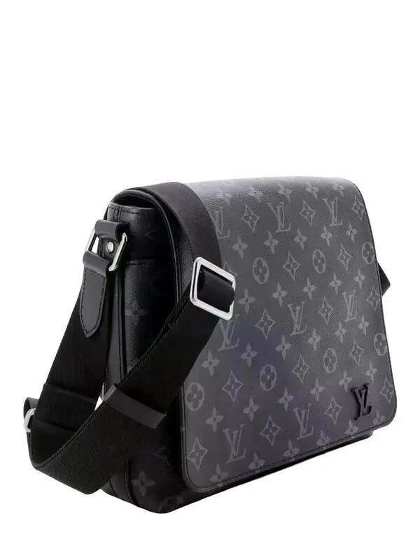LOUIS VUITTON District Messenger Bag Monogram Eclipse Canvas Pm - Black