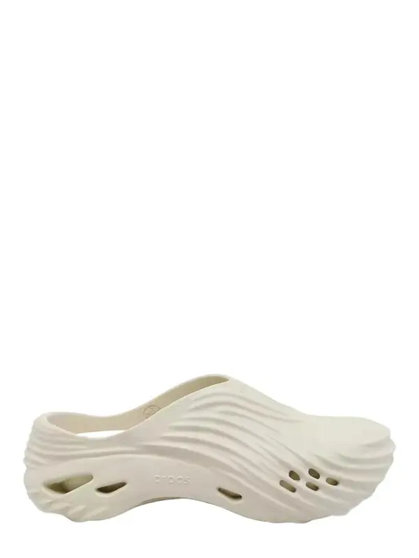 CROCS Echo Wave Sandals - Neutrals