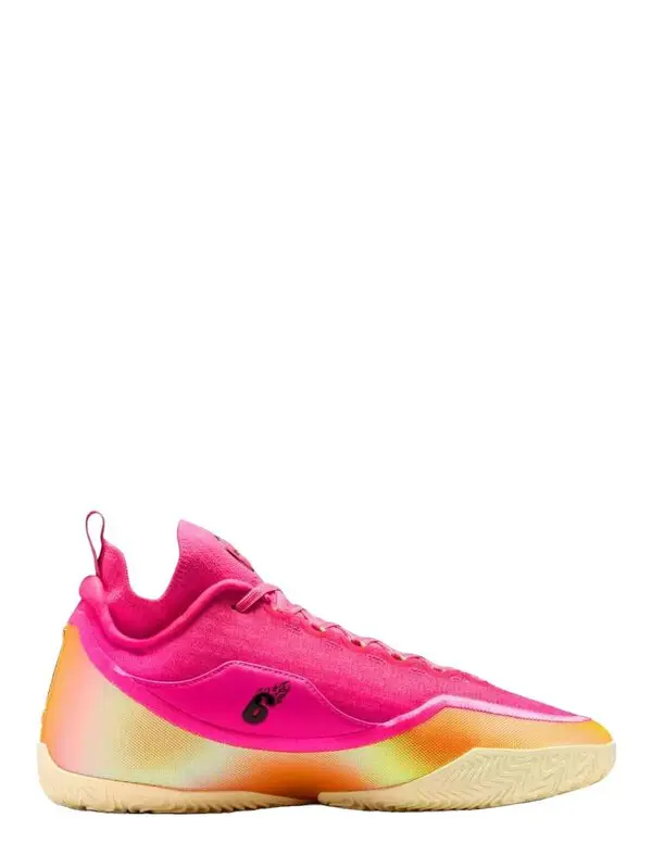 Nike Elite Lace-up Sneakers - Pink