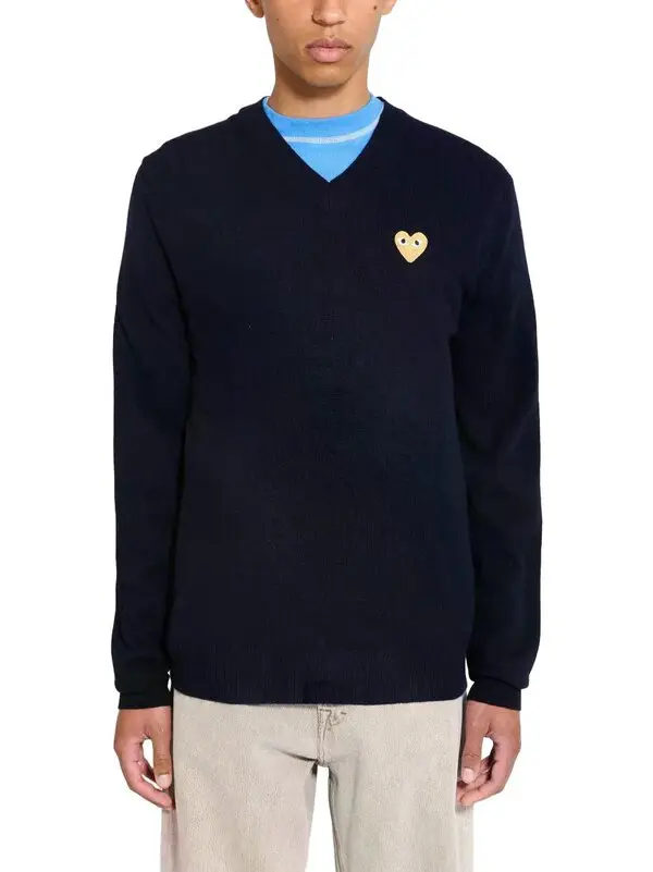 Comme Des Garçons Heart-patch V-neck Sweater - Blue