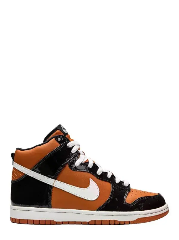 Nike Dunk High Sneakers - Orange