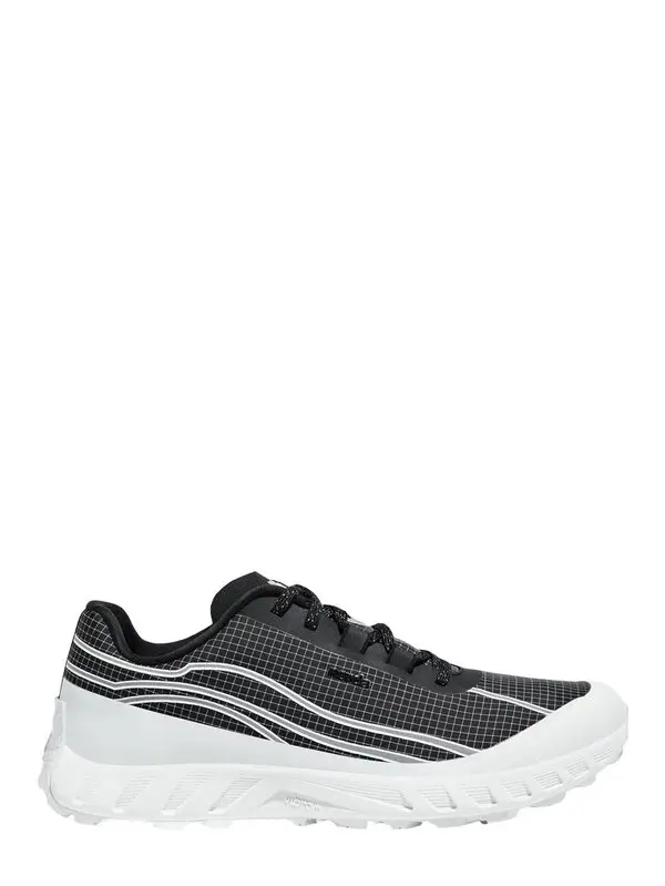 NORDA 002 'summit' Sneakers - Black