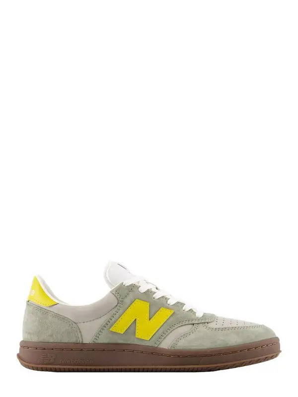 NEW BALANCE T500in Sneakers - Dark Olivine/apollo Gold
