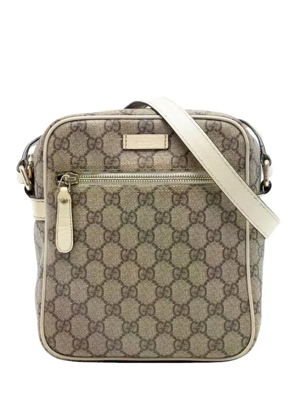 Gucci Gg Supreme Crossbody Bag - White