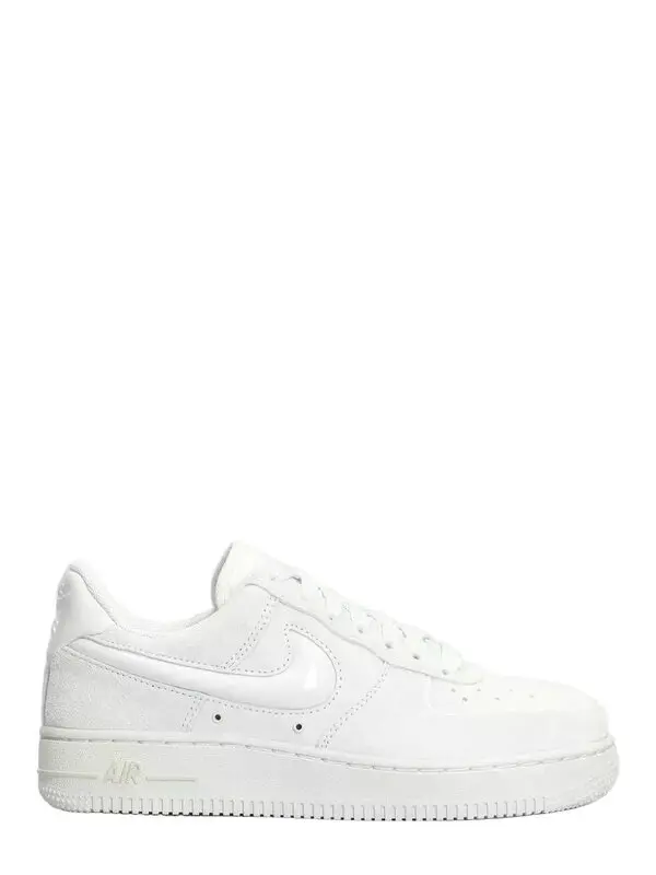 Nike Air Force 1 '07 Suede Sneakers - White