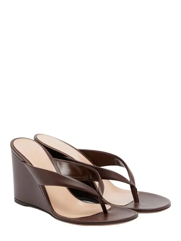 GIANVITO ROSSI Leather Wedge Thong Sandals - Brown