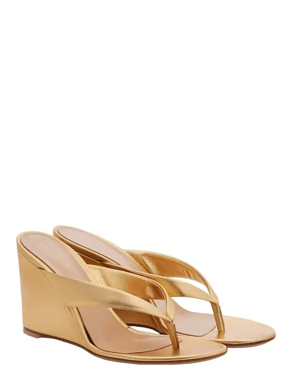 GIANVITO ROSSI Leather Wedge Thong Sandals - Gold