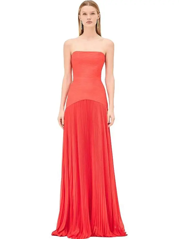 Alexis Sunniva Strapless Gown - Red