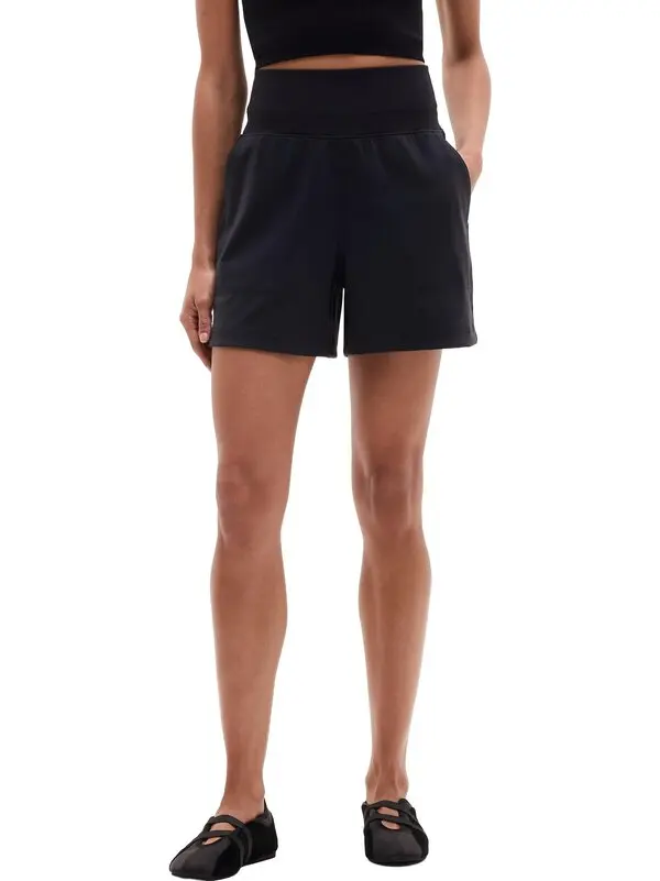 Athleta Venice 5" Short - Black