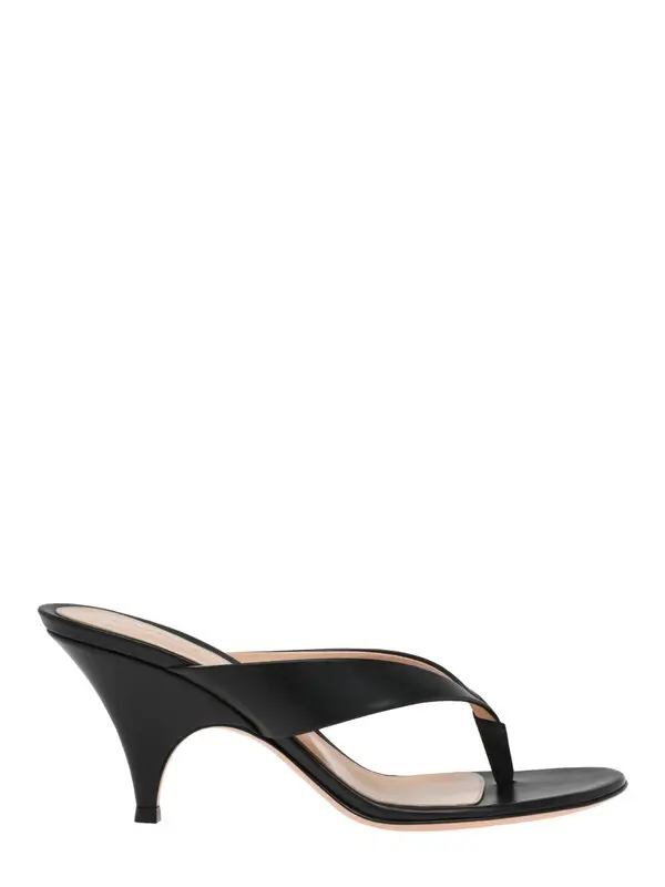 GIANVITO ROSSI Sofia Leather Thong Sandals - Black