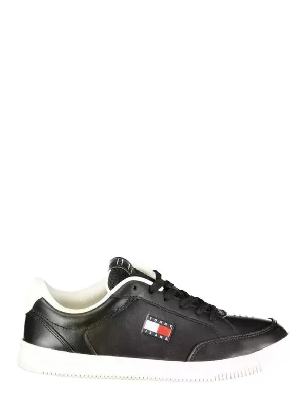 Tommy Hilfiger Logo-patch Perforated Sneakers - Black
