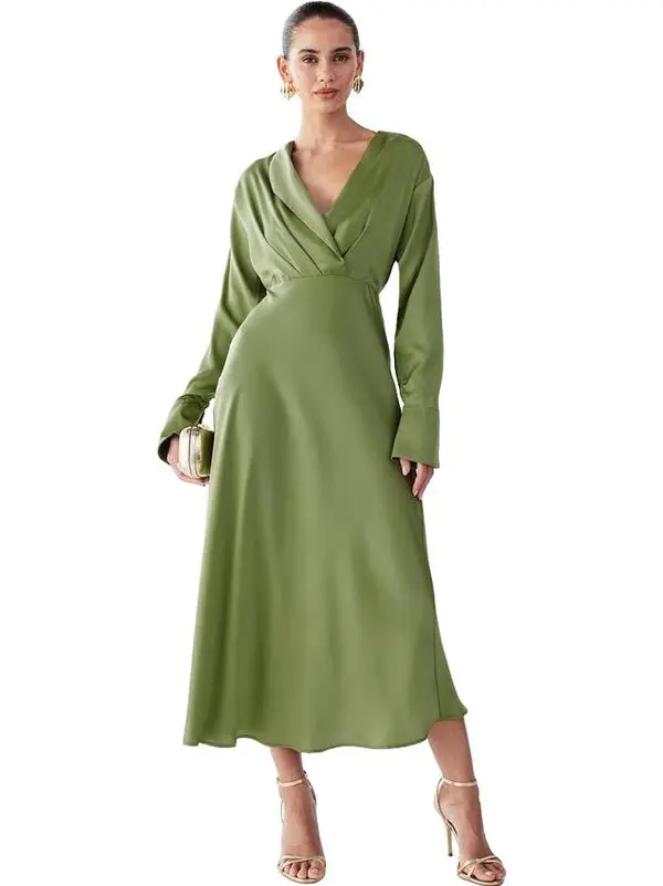 WILLA Glades Maxi Dress - Sage Green