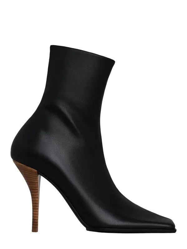 Alaïa Leather Square-toe Ankle Boots - Black
