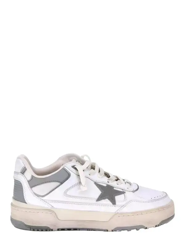 GOLDEN GOOSE Dad-star Sneakers - White