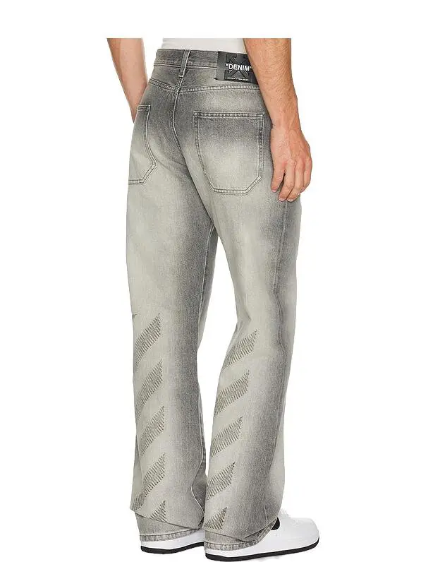 Off-White Slim Relax Jeans - Grey