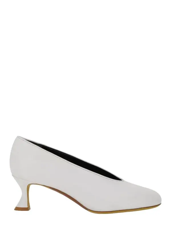 Moschino Round-toe Pumps - White