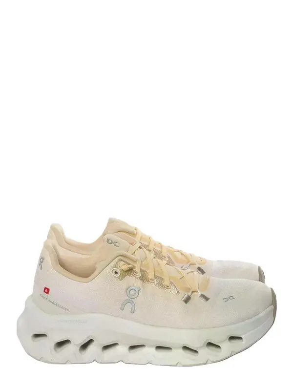 On Cloudtilt Sneakers - Neutrals