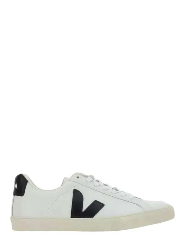 VEJA Esplar Logo-patch Sneakers - White