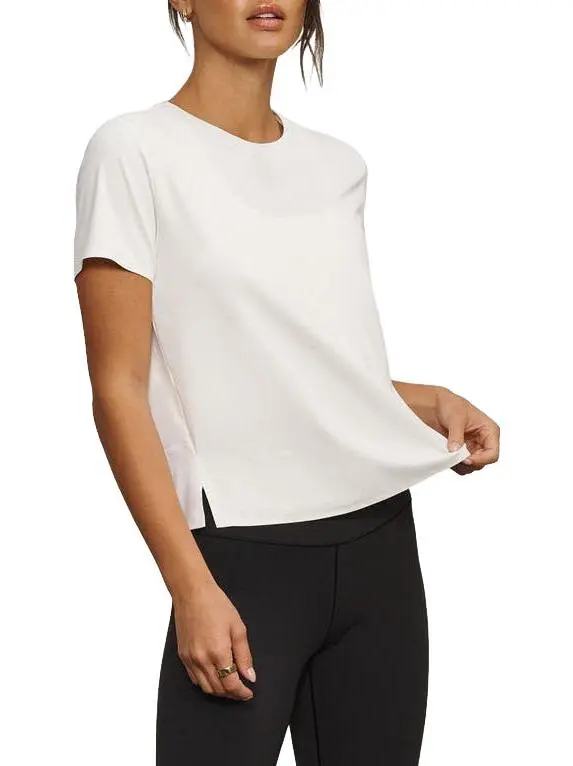 RHONE Serene Performance T-shirt - Snow White