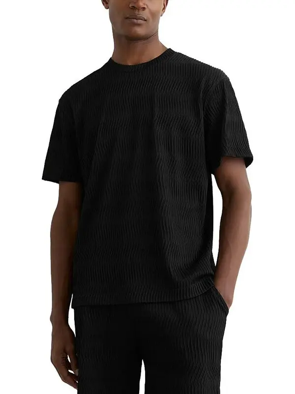 REISS Relaxed Fit Textured Wave Jacquard T-shirt - Black