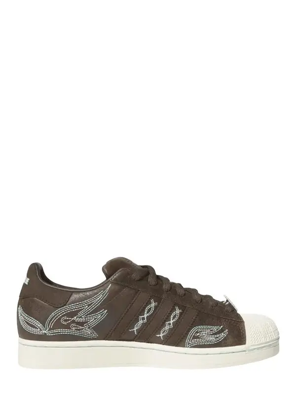 Adidas Active Athlete X Superstar "lone Star Reppin'" Sneakers - Brown