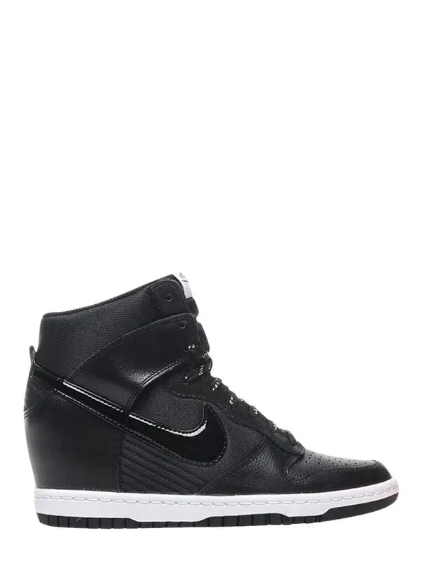 Nike Dunk Sky High Essential Sneakers - Black