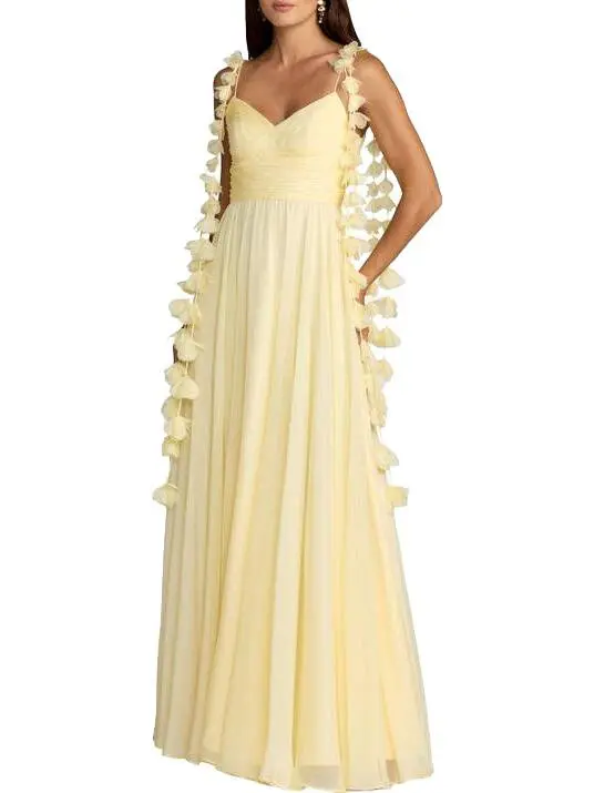 Mac Duggal Floral Appliqué A-line Gown - Butter