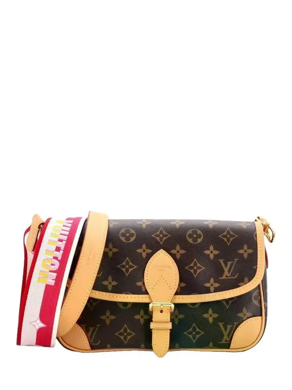 LOUIS VUITTON Diane Nm Handbag Monogram Canvas Crossbody Bag - Brown