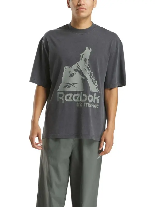 REEBOK X Market Graphic T-shirt - Black