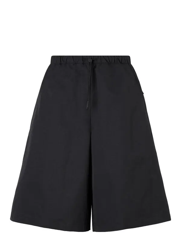 On Shell Bermuda Shorts - Black