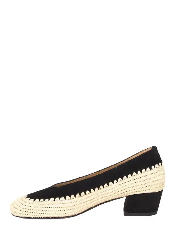 Gabriela Hearst Strength Pump - Black