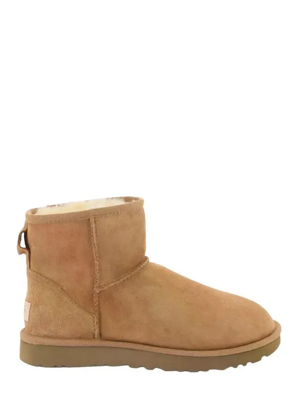 UGG Classic Boots - Neutrals