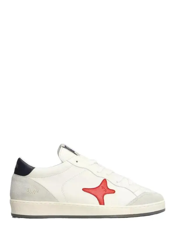 AMA-BRAND Star-patch Leather Sneakers - White