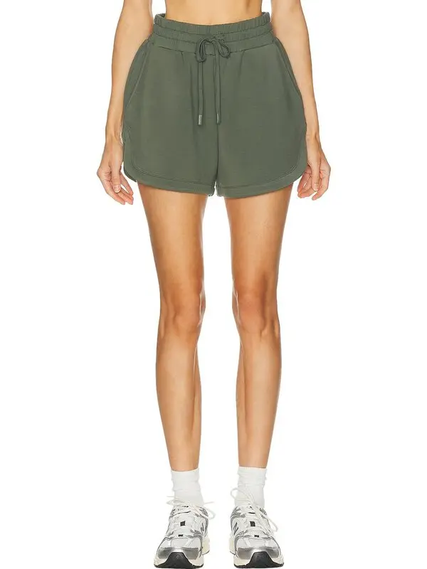 Varley Coulter High Rise Short - Thyme