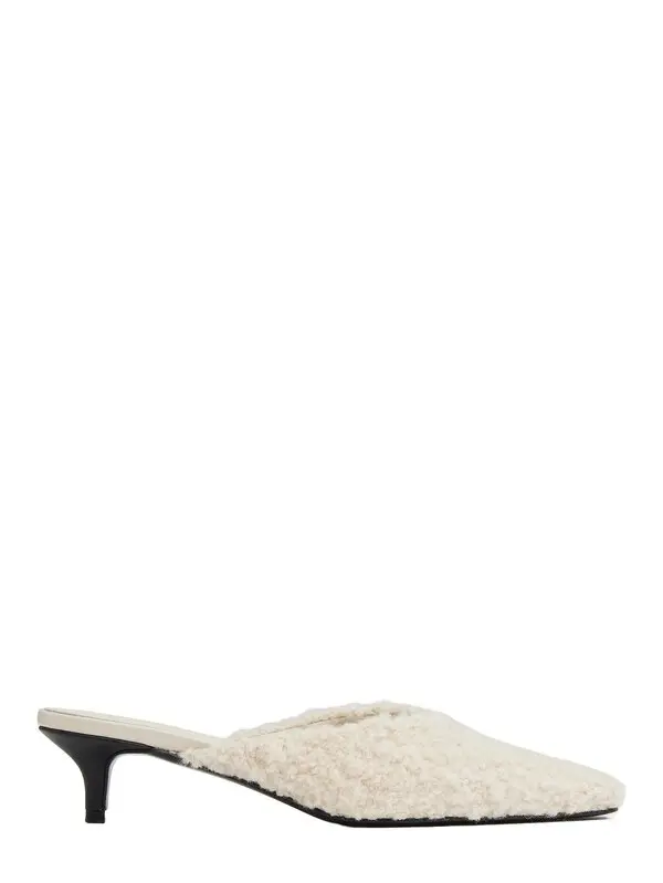 ST. AGNI Teddy Heel - Ecru