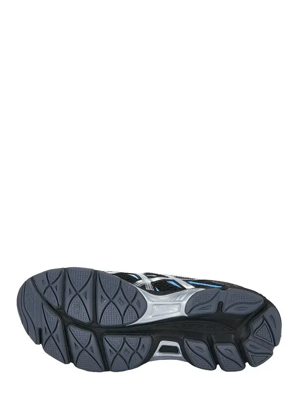 Asics Gel-cumulus 16 Sneakers - Black & Pure Silver