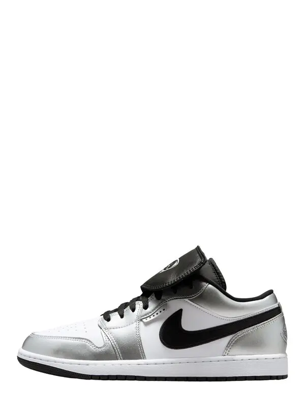 JORDAN 1 Low Se Athletic Shoes - White