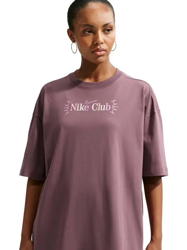 Nike Sportswear Classic Oversized T-shirt - Purple