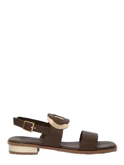 MENINA STEP Flat Sandal With Scalloped Strap - Natural