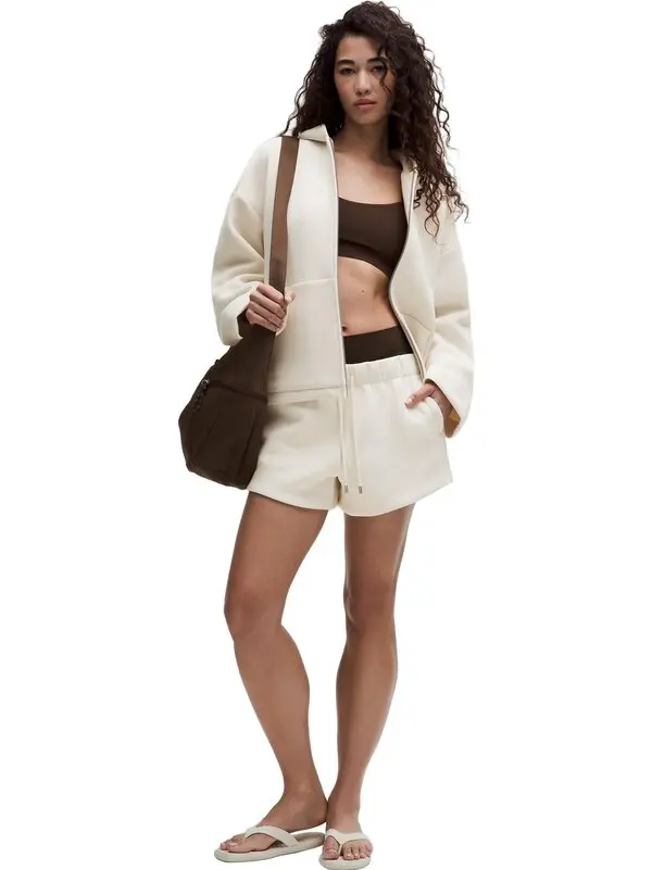 Lululemon Sleek Spacer Mid-rise 3.5" Shorts - Light Ivory
