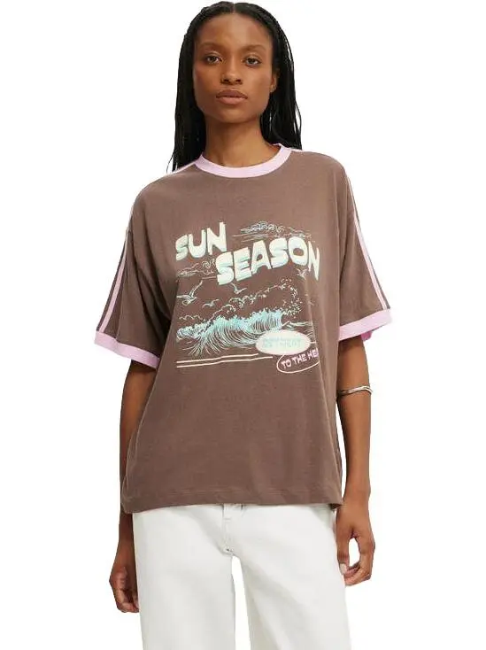 COTTON ON Vacay Graphic Tee - Sun Season  Pinecone Brown