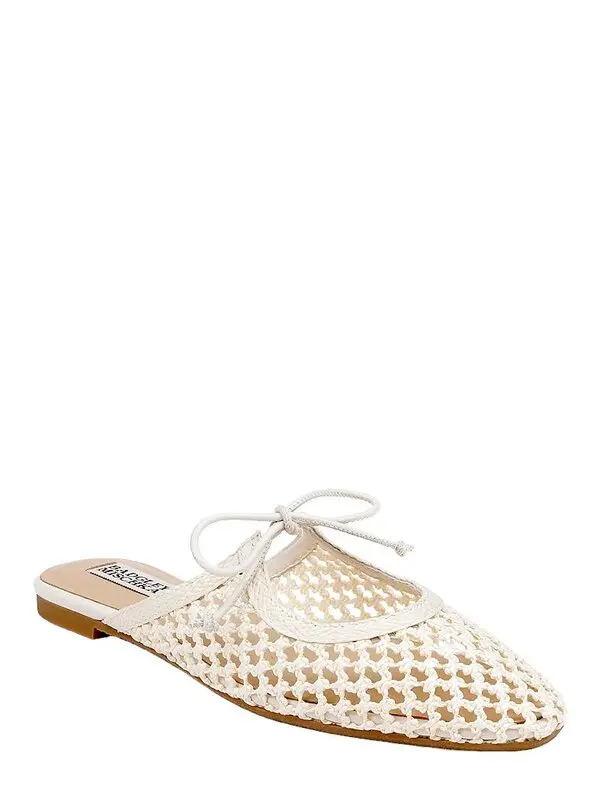 Badgley Mischka Xailee Flats - Cream