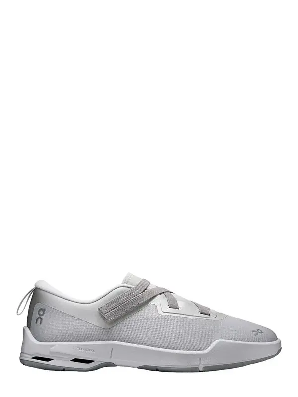 On Running Cloudnova Moon Sneakers - Wolf/alloy
